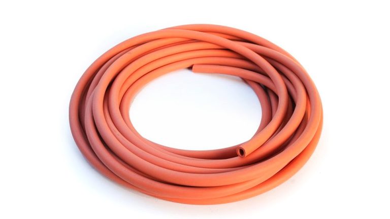What should we know about NR (Natural rubber) hoses? - Izoflex